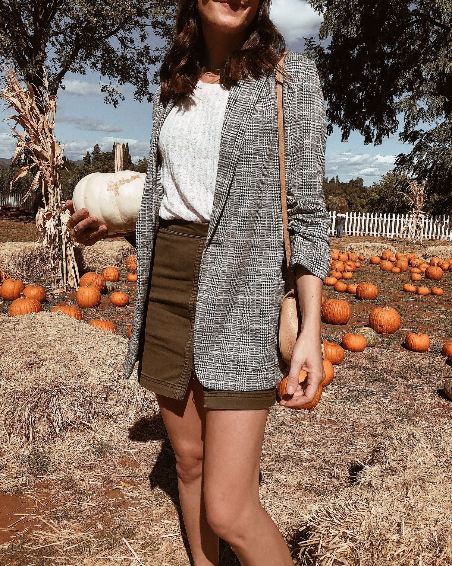 Fall Skirt Outfits To Try This Season: 48 Ideas 2023 | Fashion Canons