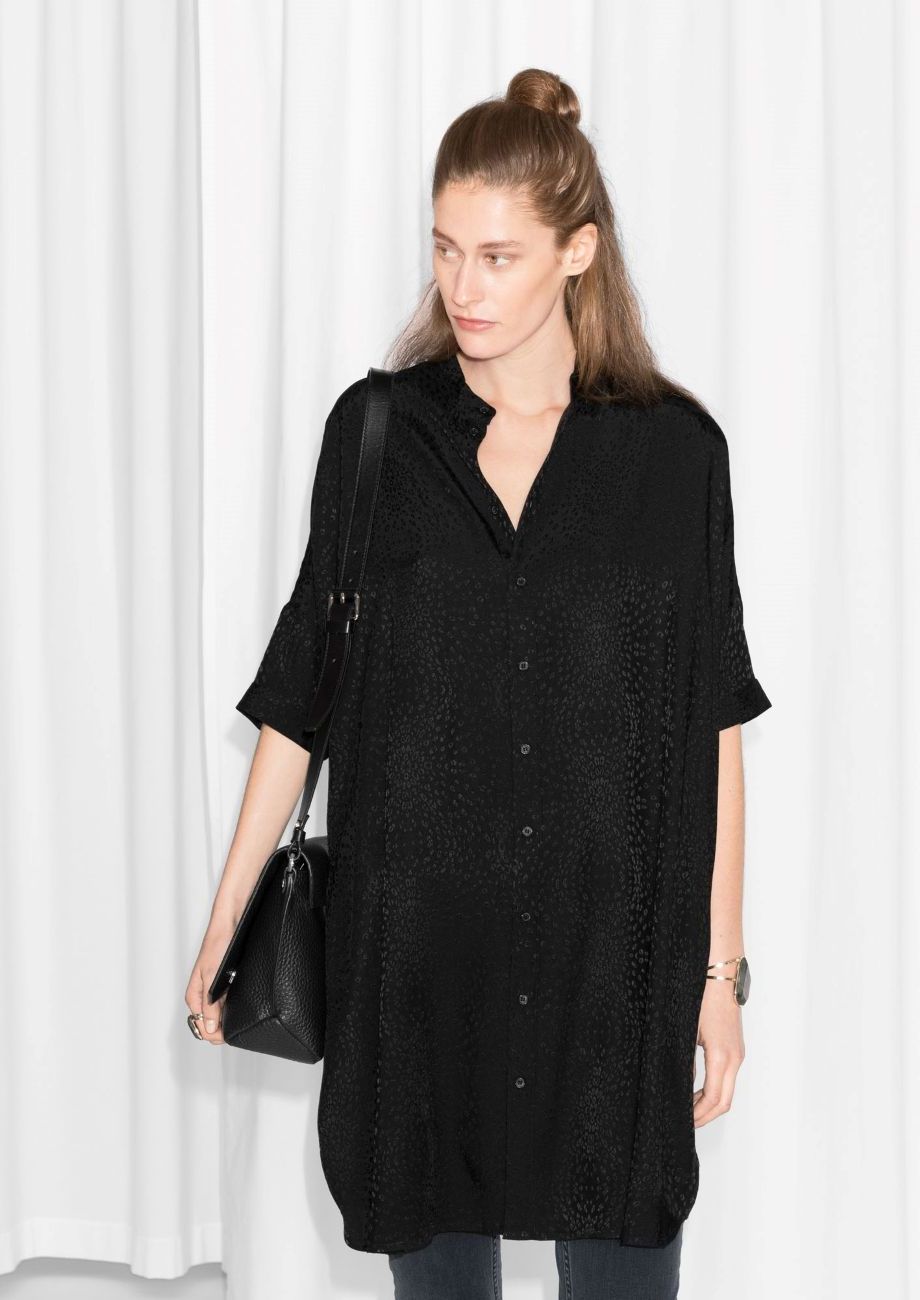 How Should You Wear Oversized T-Shirts: Street Style Inspiration 2023 ...