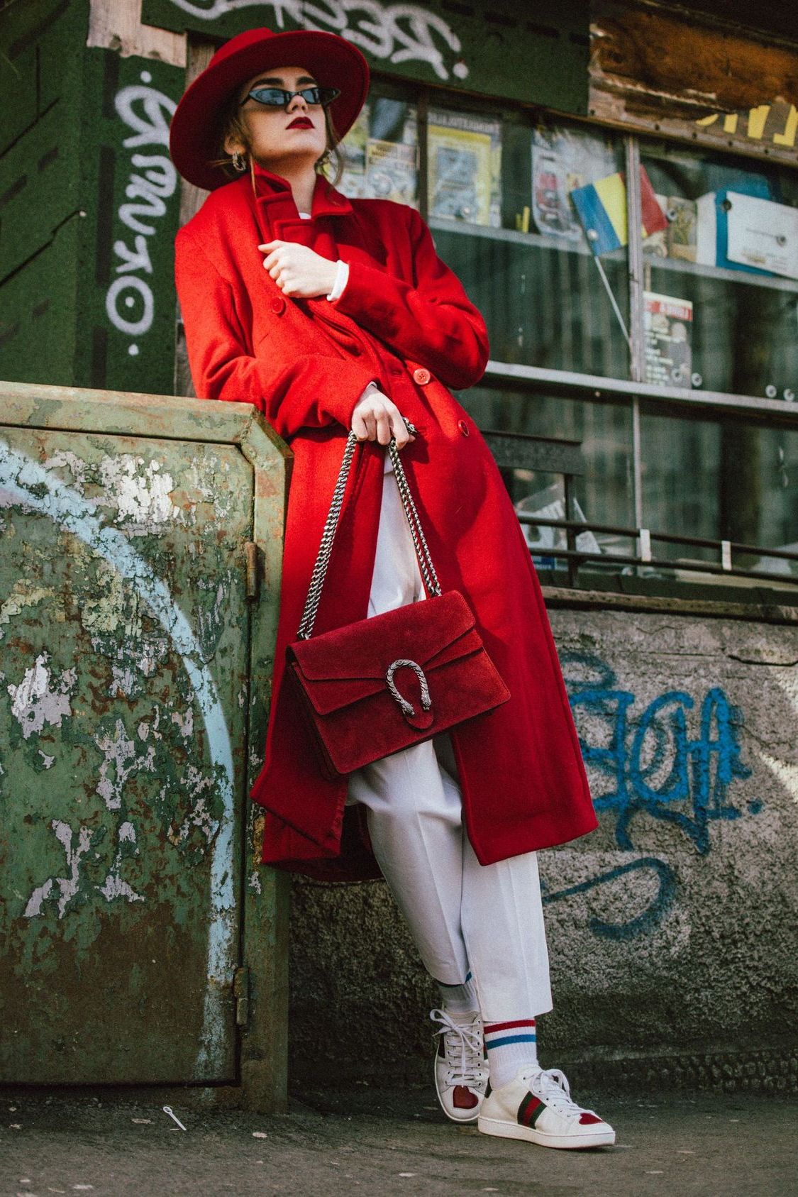 Does Red Go With White: Easy Street Style Inspiration 2023 | Fashion Canons